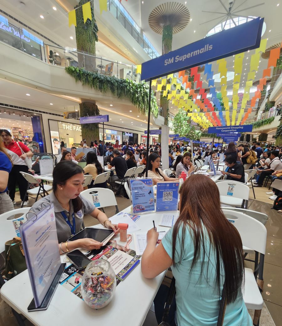 SM Job Fairs draw thousands nationwide in Labor Day activation | SM ...